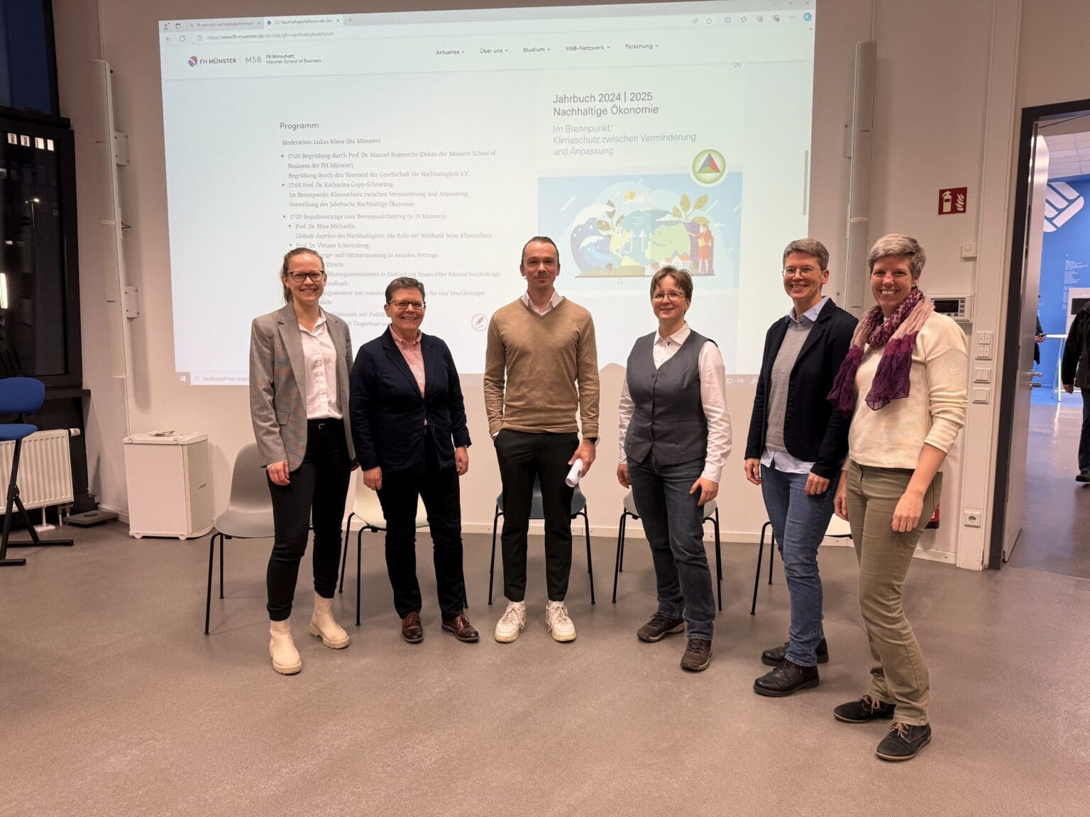 Prof. Gapp-Schmeling veröffentlicht Jahrbuch zur Nachhaltigkeit